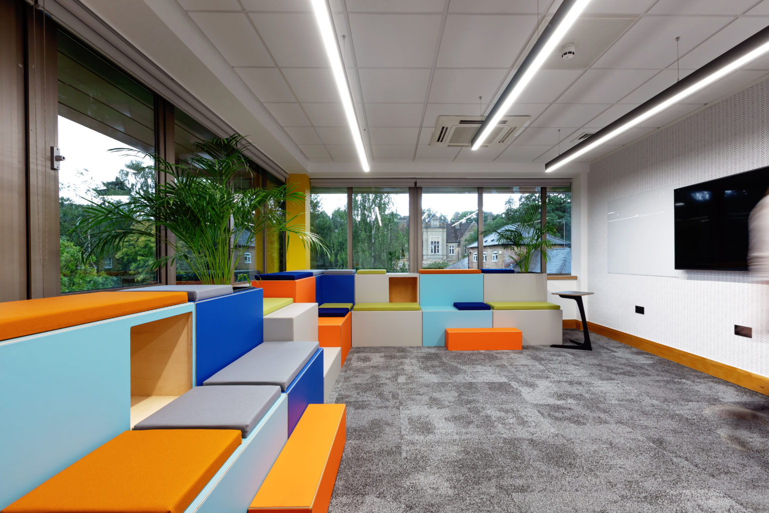 Huddlebox® Original: The Ideal Office Seating Solution with 21 ...