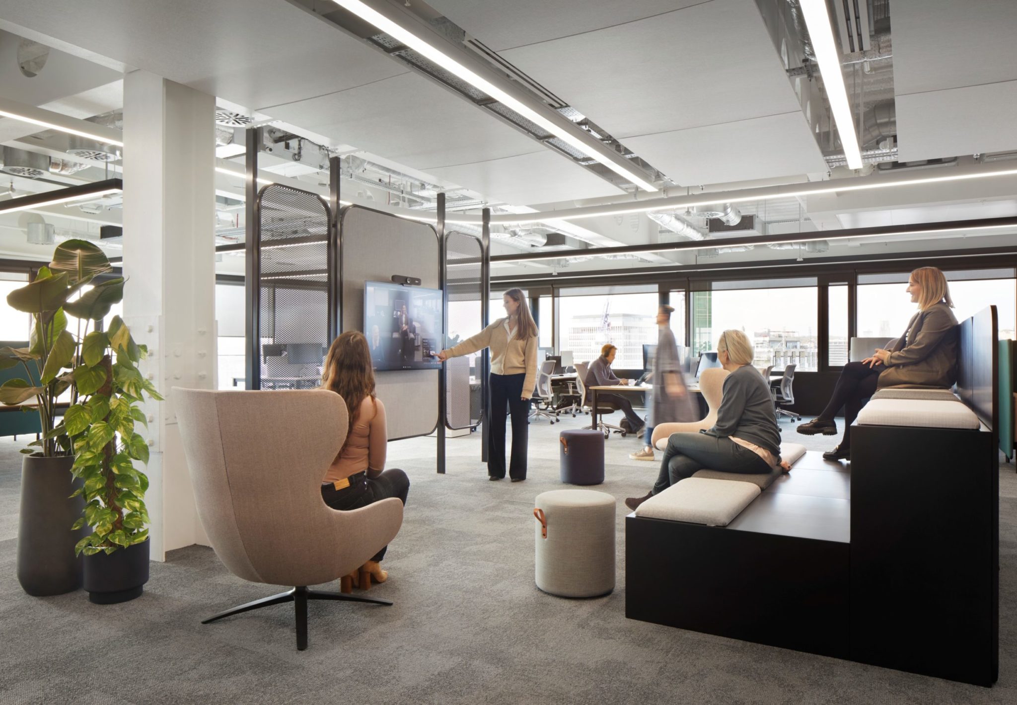 Future of Workspace Furniture - Efficient, Flexible Spaces