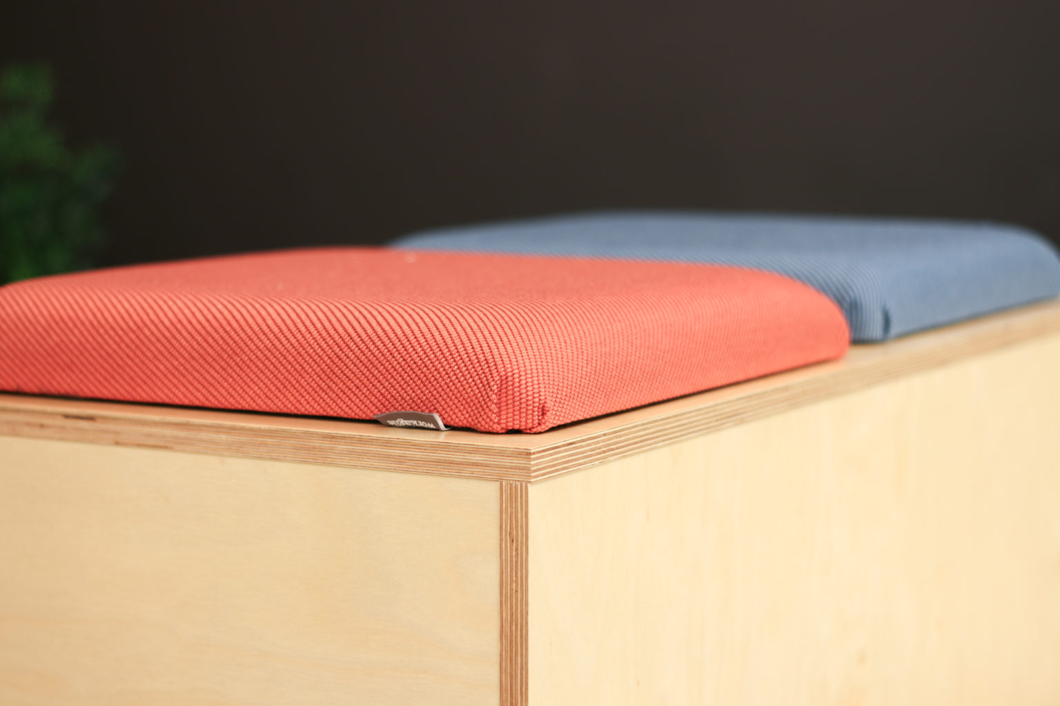 1 Reason to Choose Huddlebox® Edge: Affordable Modular Seating Solution