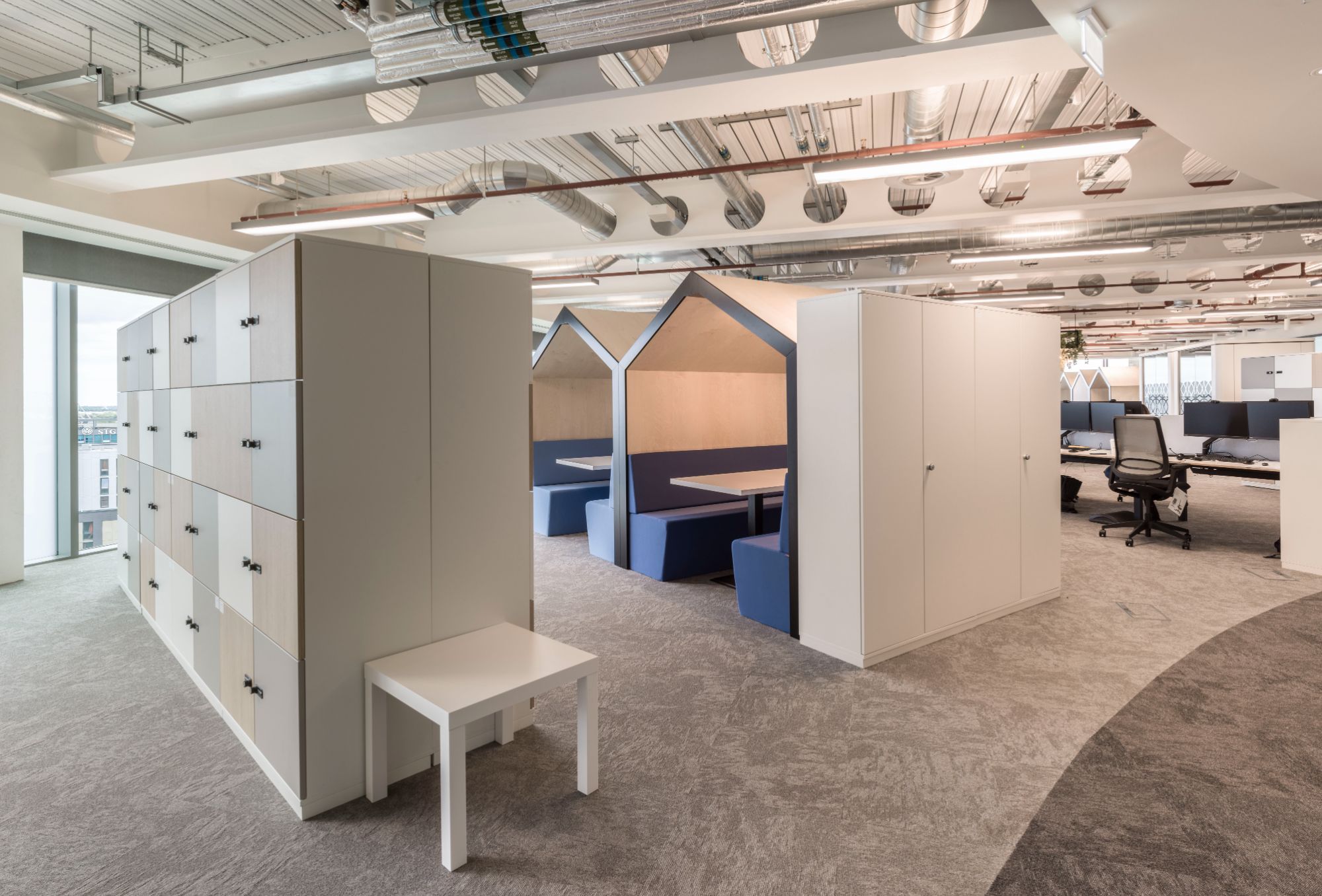 Womble Bond Dickinson: Facilitating Flexible Meeting Spaces