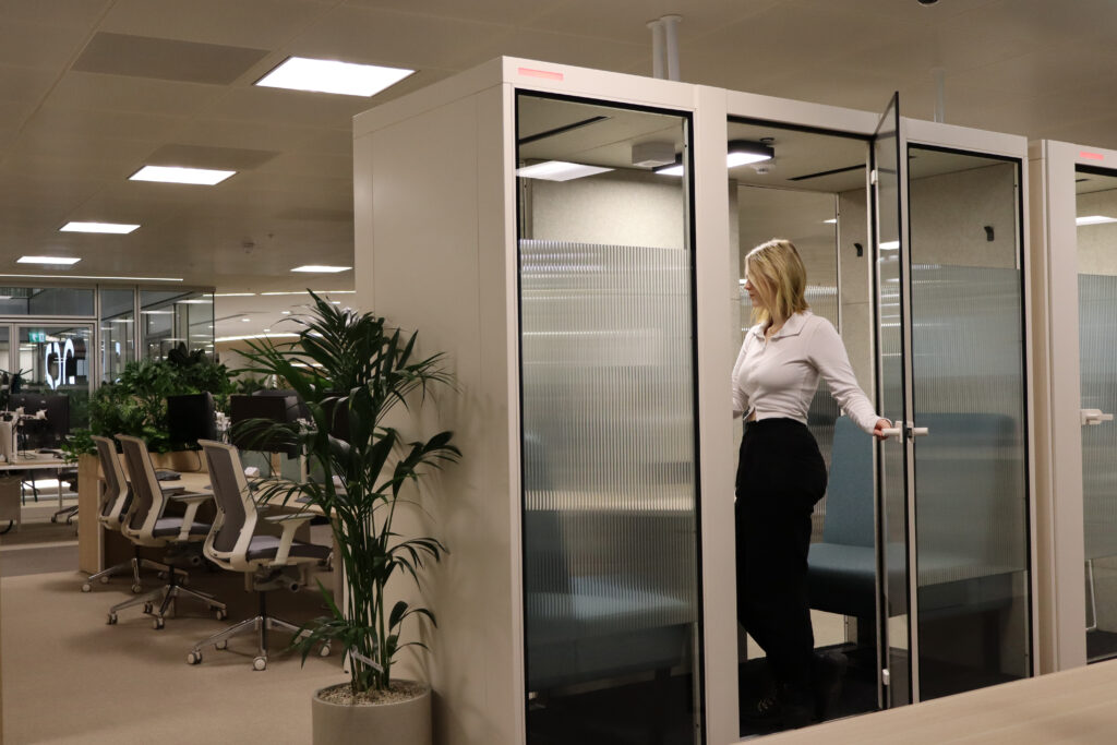 SRG: Encouraging Collaborative Workspaces Through Open-Plan Offices ...